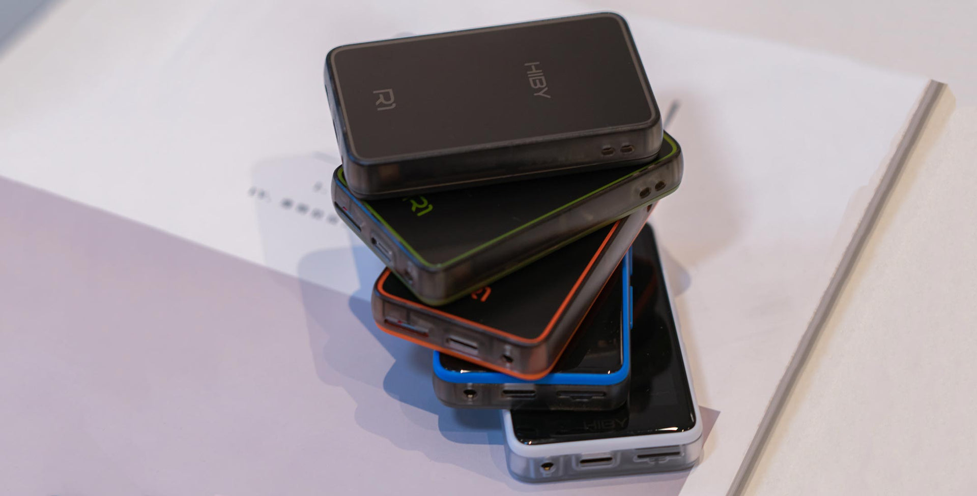 HiBy R1 Bluetooth Portable HiFi Digital Audio Player | Concept Kart