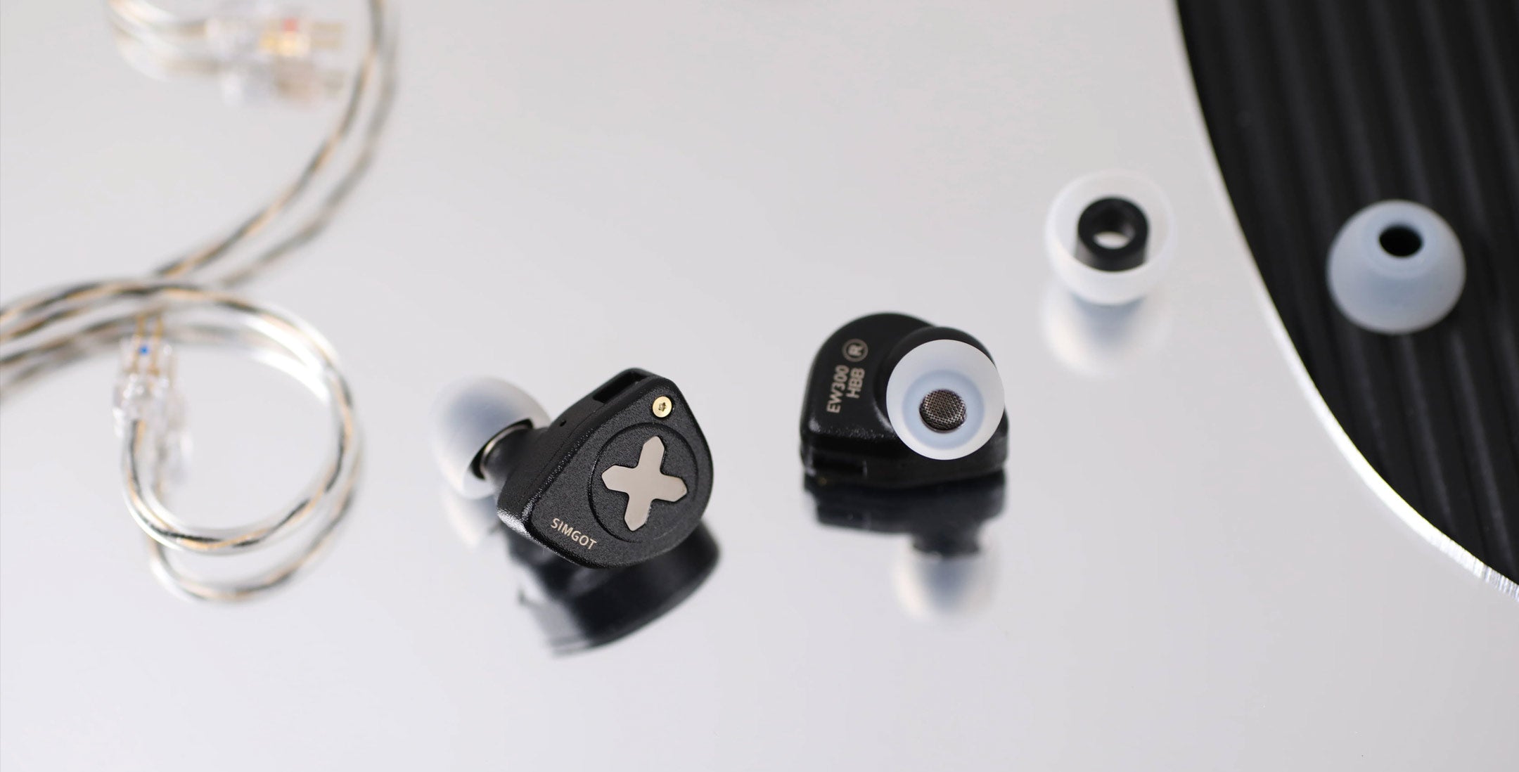 SIMGOT EW300 1 DD + 1 Planar + 1 PZT Hybrid Driver IEM | Concept Kart
